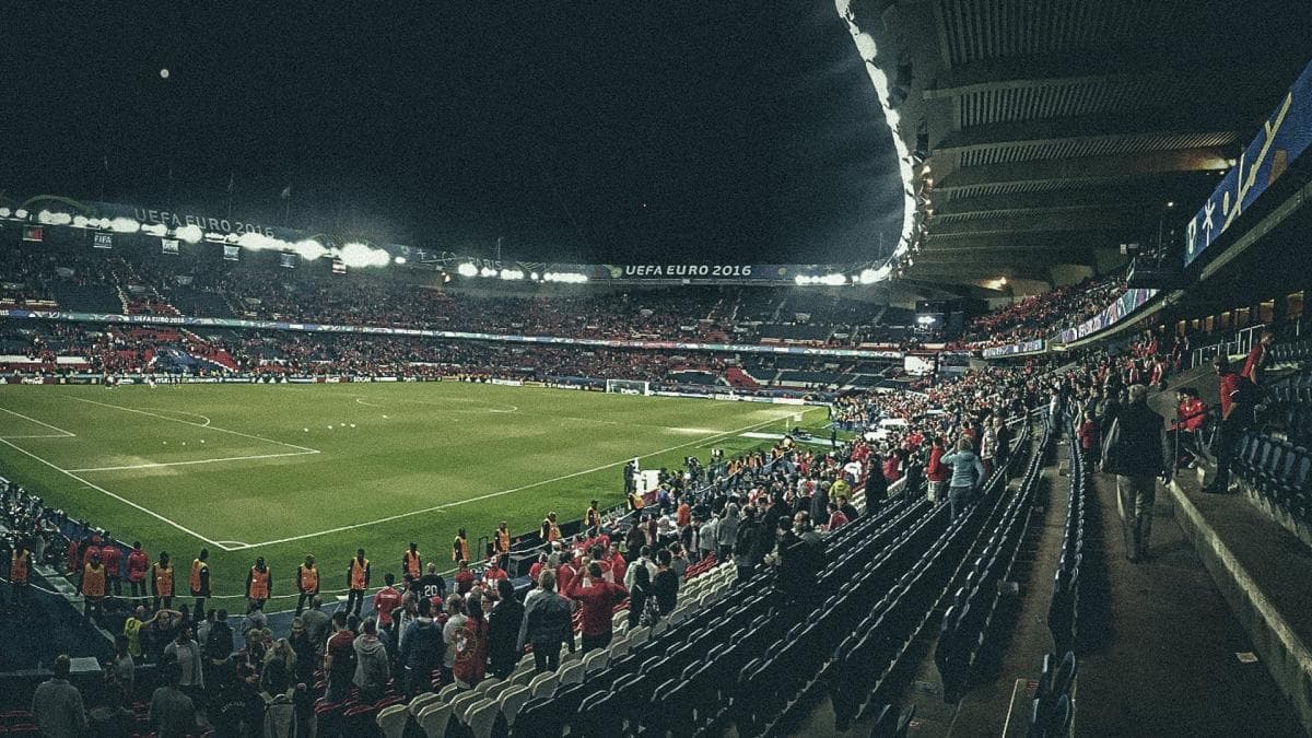 PSG réabonnements record au Parc des Princes en 2025 | SBM | Sport ...